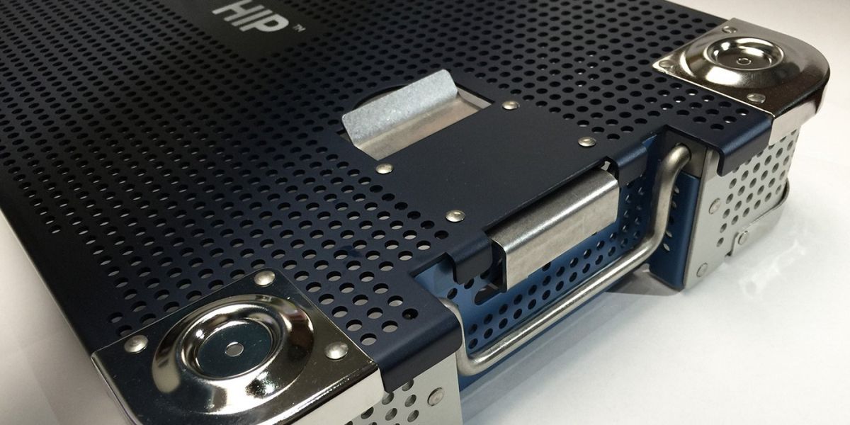 Case & Tray Systems for Orthopedic OEMs | Arcamed