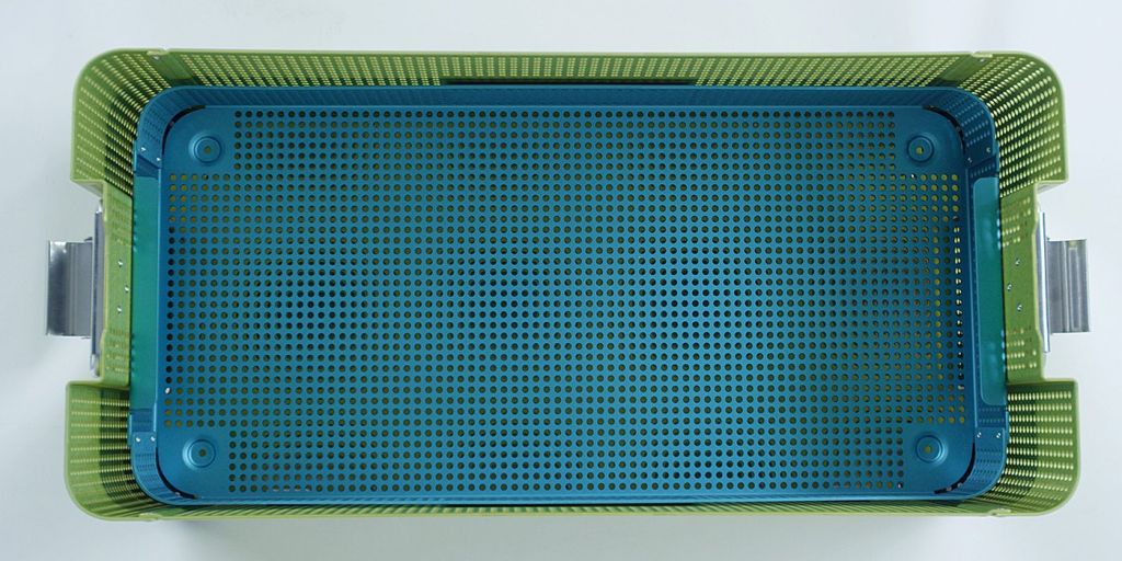 Case & Tray Systems for Orthopedic OEMs | Arcamed